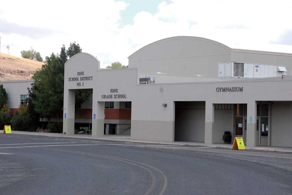 Ione School Board censures former board chair | Blue Mountain Eagle