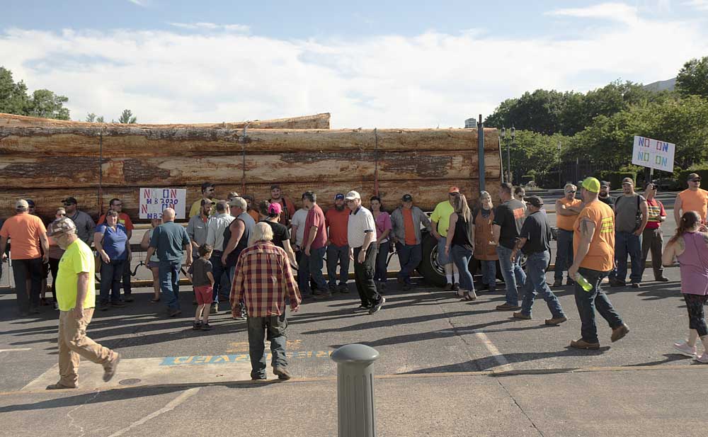 Timber Unity gears up for cap and trade, other issues | Blue Mountain Eagle