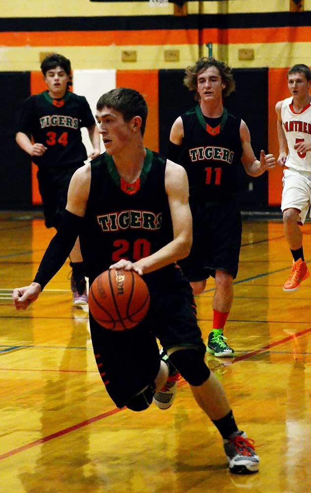 Lady Panthers take 1-point win in final seconds over Tigers | Blue ...