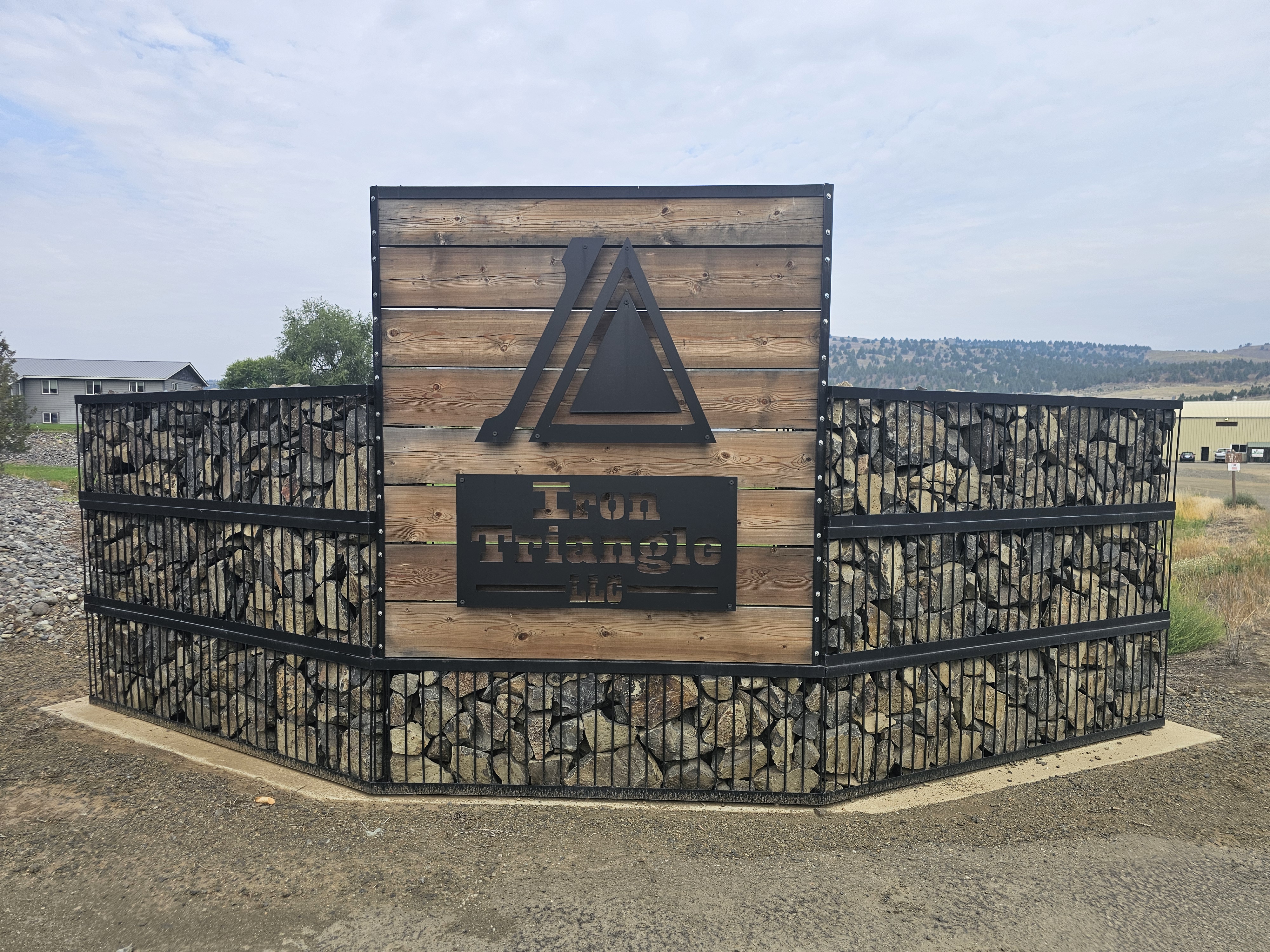 9th Circuit refuses to revive Oregon timber antitrust lawsuit | Blue ...